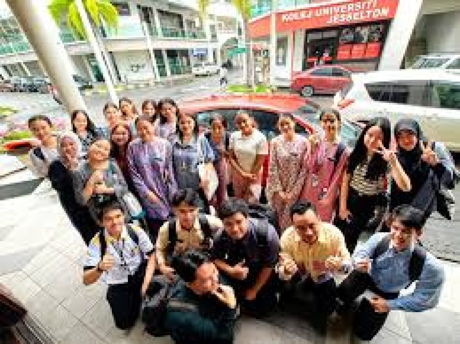 Foundation in Business di Jesselton University College - Spmscore.com